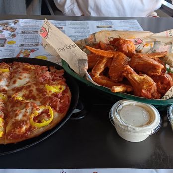 ROOSTER’S RESTAURANT & BAR - Updated December 2025 - 55 Photos & 59 ...