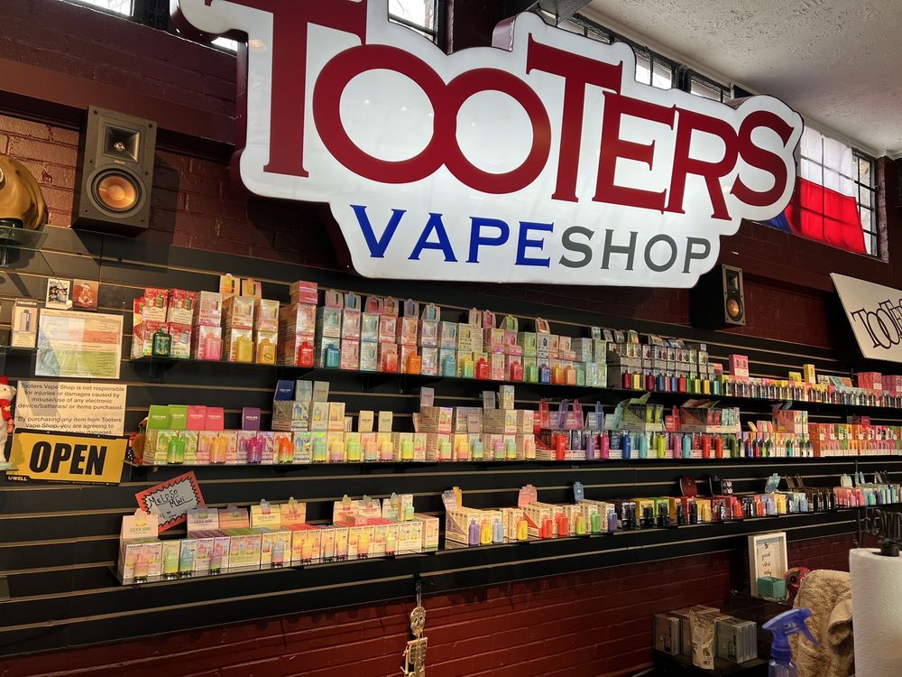 TOOTERS VAPE SHOP - Updated June 2024 - 35 Photos - 3200 S Texas Ave ...