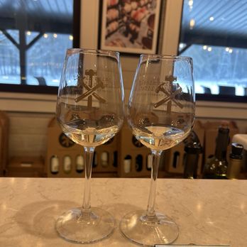 THREE HAMMERS WINERY - Updated January 2026 - 231 Photos & 91 Reviews - 877 Welcome Lake Rd ...