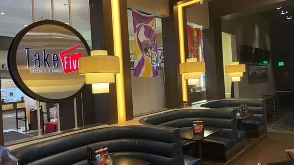 MARCUS OAKDALE CINEMA - Updated October 2025 - 93 Photos & 192 Reviews ...