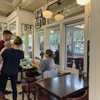 FAMOUS 4TH STREET DELICATESSEN - Updated April 2025 - 1306 Photos & 796 ...