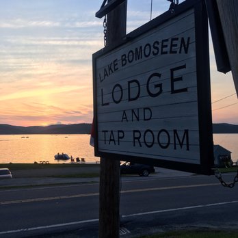 LAKE BOMOSEEN LODGE AND TAPROOM - Updated May 2025 - 51 Photos & 64 ...
