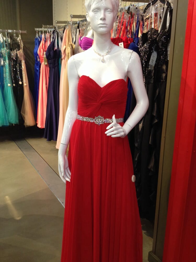 SOCIAL APPAREL - Updated June 2026 - 1000 Palisades Center Dr, West ...