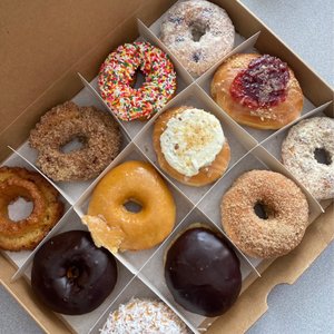 DO-RITE DONUTS & CHICKEN - 512 Photos & 352 Reviews - 181 N Morgan St ...