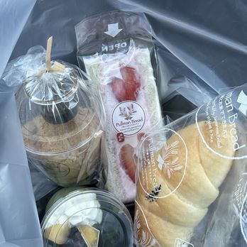 PULLMAN BREAD - Updated September 2024 - 1182 Photos & 337 Reviews ...