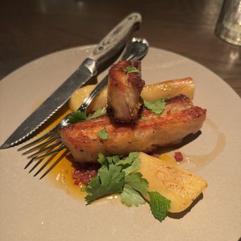 ABA - Updated January 2025 - 4376 Photos & 1759 Reviews - 302 N Green ...