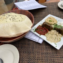 TUCKERBOX - 254 Photos & 421 Reviews - 1 S Main St, White River ...