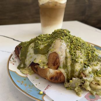 VAVIN DESSERT BAR - Updated July 2024 - 128 Photos & 25 Reviews - 2113 ...