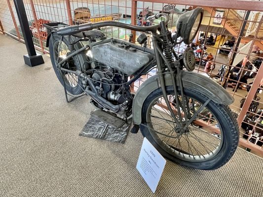 BOOTLEGGER HARLEY-DAVIDSON - Updated December 2025 - 65 Photos & 25 ...