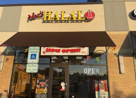 NAZ’S HALAL FOOD - WALDORF - Updated October 2024 - 45 Photos & 27 ...