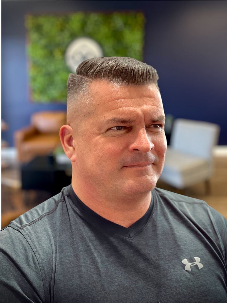 THE MEN’S DEN - Updated October 2025 - 24 Photos - 1916 Florida St ...