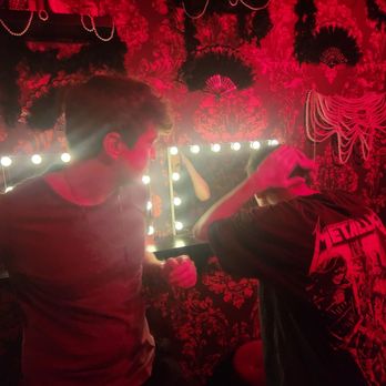 THE PARLOUR ROOM - Updated December 2025 - 30 Photos & 18 Reviews - 207 ...