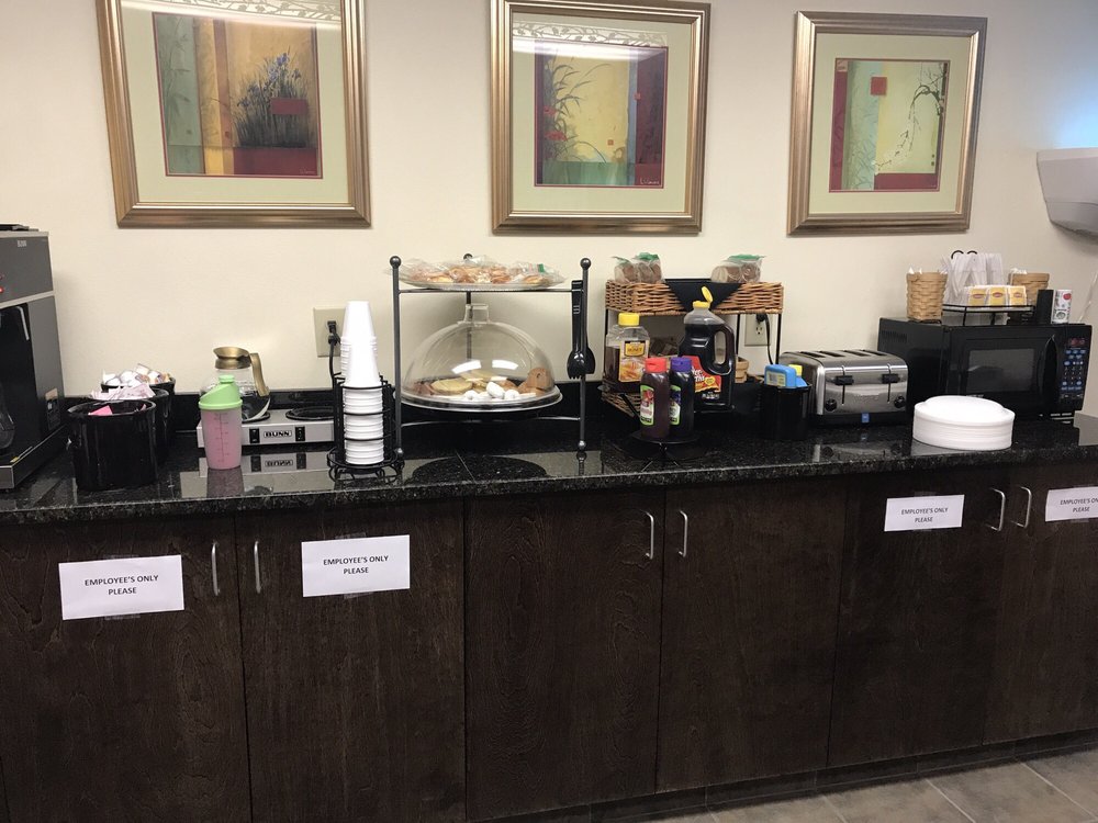 RODEWAY INN - Updated December 2024 - 120 White Water Dr, Ocoee ...