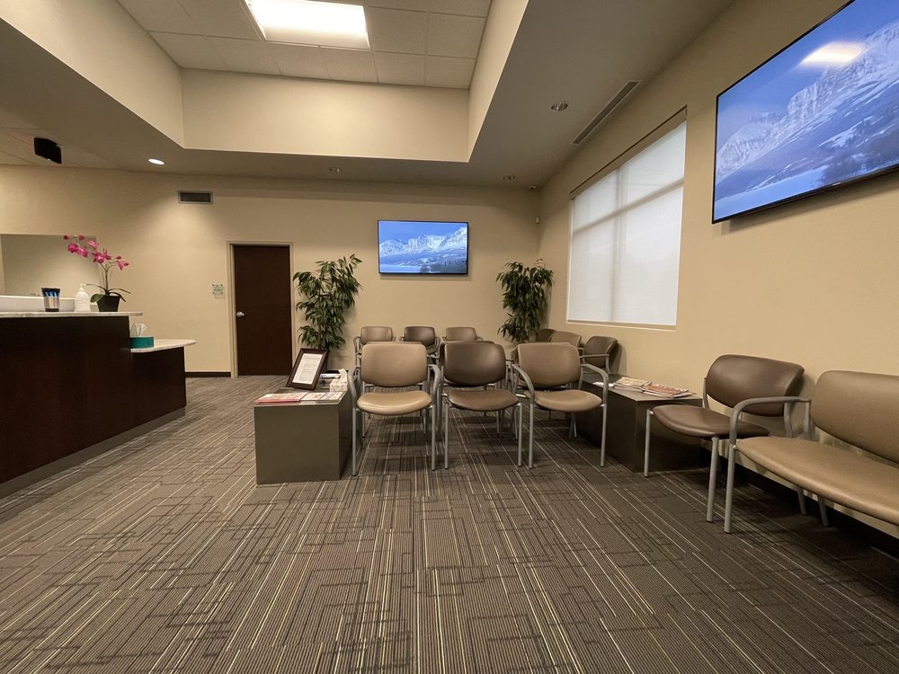 OREGON RETINA CENTER - Updated August 2024 - 16 Photos - 1518 E Barnett ...