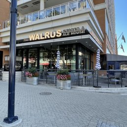 THE WALRUS OYSTER & ALE HOUSE - Updated June 2025 - 3542 Photos & 3115 ...