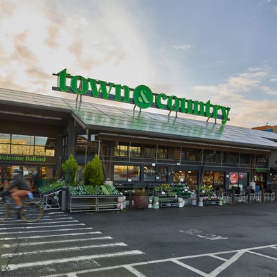 TOWN & COUNTRY MARKET - BALLARD - Updated January 2025 - 68 Photos ...