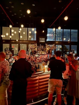 BAR HUGO - Updated December 2025 - 174 Photos & 130 Reviews - 525 ...