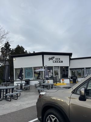 SKAN-ELLUS DRIVE IN - Updated April 2026 - 54 Photos & 55 Reviews ...