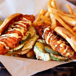 HOT CHICKEN ALLEY - Updated March 2025 - 222 Photos & 340 Reviews ...