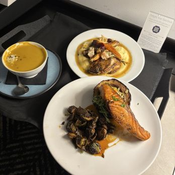 FIN POINT OYSTER BAR & GRILL - Updated March 2025 - 793 Photos & 586 ...