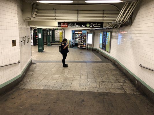 MTA - METROPOLITAN AVENUE - GRAND STREET SUBWAY STATION - Updated June ...