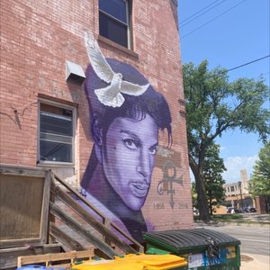 PRINCE TRIBUTE MURAL - 29 Photos & 11 Reviews - 2546 Hennepin Ave S ...