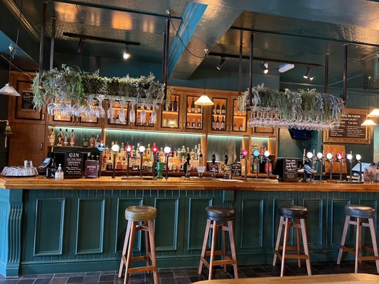 THE GREEN MAN - Updated November 2025 - 22 Photos & 39 Reviews - 57 ...