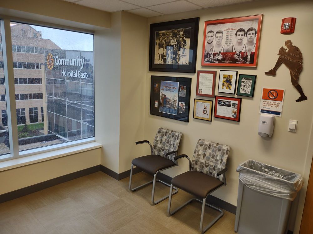 SHELBOURNE KNEE CENTER - Updated October 2025 - 15 Photos - 1500 N ...