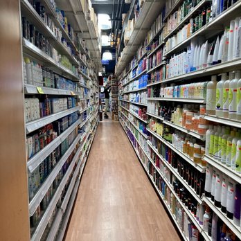 PRICE WISE - Updated January 2026 - 12 Photos & 21 Reviews - 337 E 86th ...