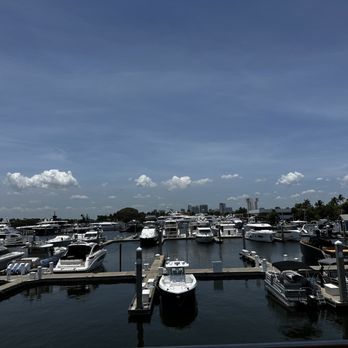 THE SHORELY - Updated January 2026 - 163 Photos & 73 Reviews - 849 ...