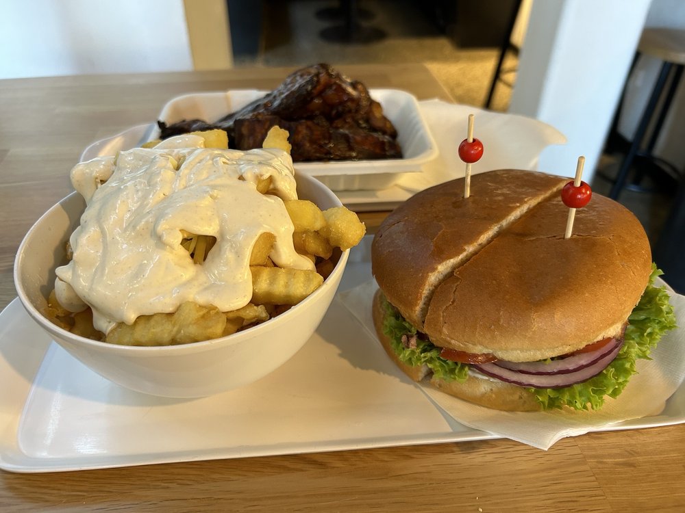 DEVIL BURGER - Updated October 2025 - 71 Photos & 59 Reviews - 10 ...