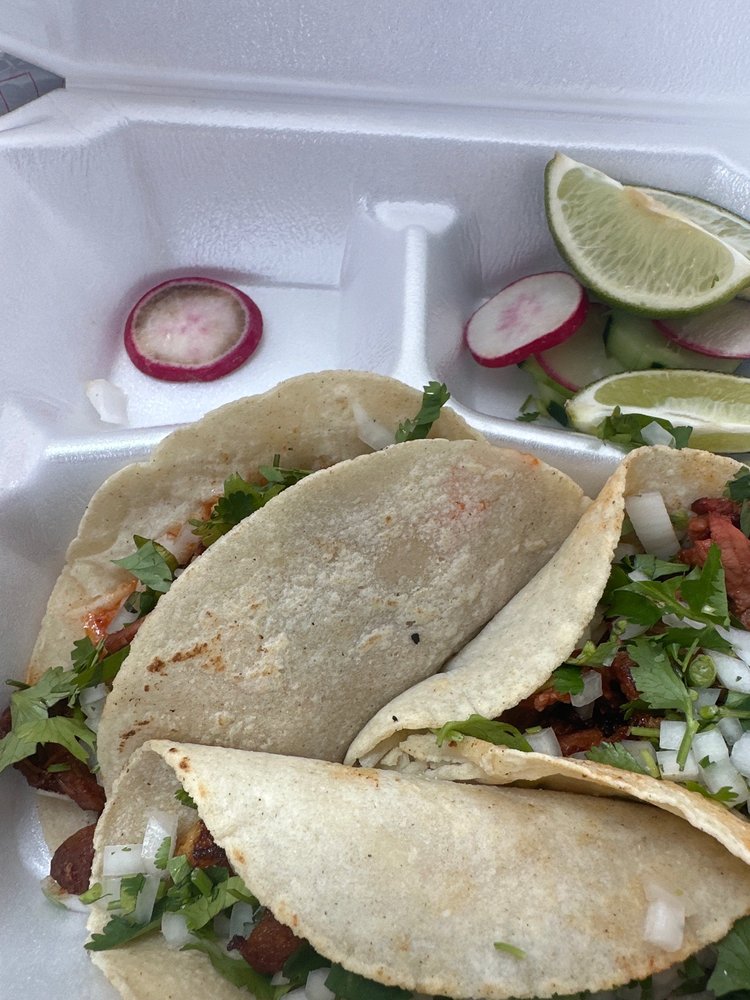 TACOS PERRONES DOÑA MARY - Updated December 2025 - 901 Bessemer City Rd ...