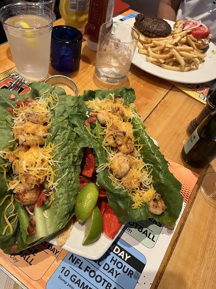 FENWICK PUB - Updated September 2025 - 10 Photos & 19 Reviews - 305 ...