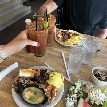 JANSSEN’S LAKEFRONT RESTAURANT - Updated November 2025 - 52 Photos ...