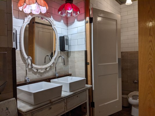 THE WHITE BULL TAVERN - 233 Photos & 255 Reviews - 1 Union St, Boston ...