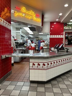 IN-N-OUT BURGER - Updated December 2025 - 213 Photos & 322 Reviews ...