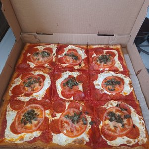 FREDDY’S PIZZERIA - 58 Photos & 101 Reviews - Pizza - 1266 150th St ...