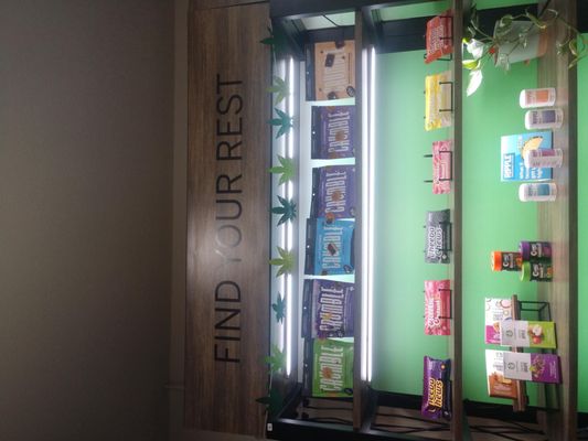 R GREENLEAF - Updated December 2025 - 110 Yale Blvd SE, Albuquerque ...