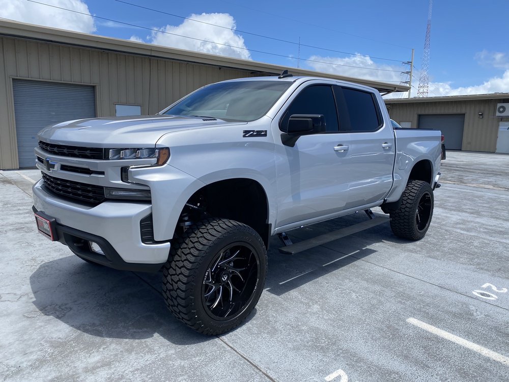 PROGRESSIVE AUTO SOUNDS - 39 Photos & 85 Reviews - 98-025 Hekaha St ...