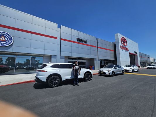 LONGO TOYOTA - Updated June 2025 - 1571 Photos & 4710 Reviews - 3534 ...