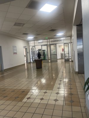 SOUTH STRIP TRANSFER TERMINAL - Updated January 2026 - 27 Photos & 37 ...