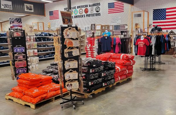 AMERICAN MADE GENERAL STORE - Updated January 2026 - 21 Photos - 429 US ...