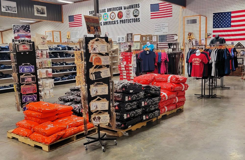 AMERICAN MADE GENERAL STORE - Updated November 2025 - 21 Photos - 429 ...