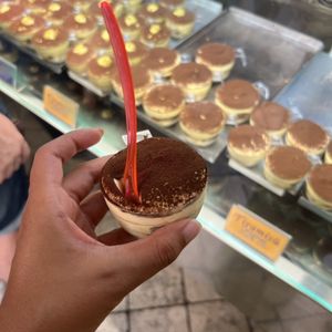 TWO SIZES - 186 Photos & 129 Reviews - Via del Governo Vecchio 88, Roma ...