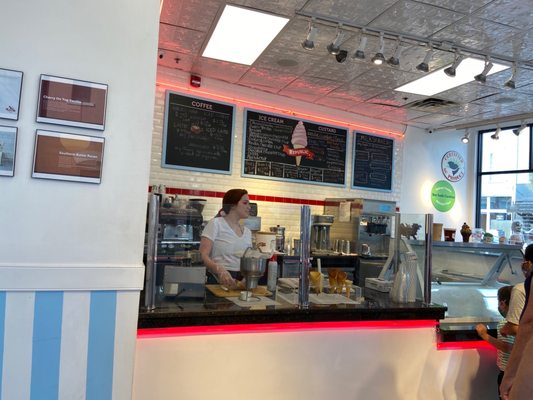 REPUBLIC ICE CREAM - Updated June 2025 - 101 Photos & 165 Reviews - 431 ...