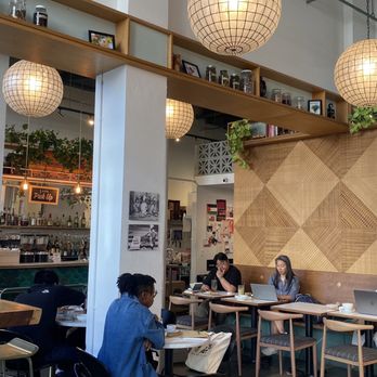 HOOD FAMOUS - Updated July 2024 - 1757 Photos & 496 Reviews - 504 5th ...