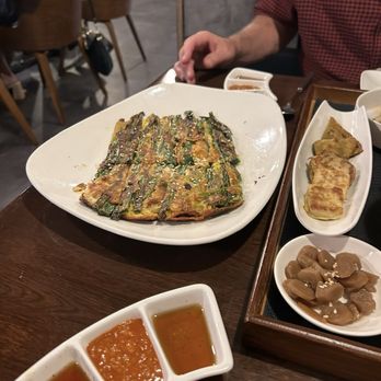 BAEKGA - Updated January 2025 - 102 Photos & 59 Reviews - 200 N Quebec ...