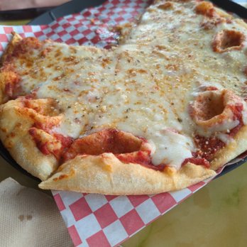 DOWNTOWN PIZZA PUB - Updated December 2025 - 11 Photos & 18 Reviews ...