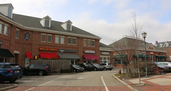 LIVINGSTON TOWN CENTER - Updated December 2025 - 1110-8100 Town Center ...