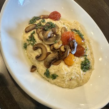 TAVERN AT THE ST CLAIR - Updated May 2024 - 76 Photos & 45 Reviews - 2413 Dr John Haynes Dr ...